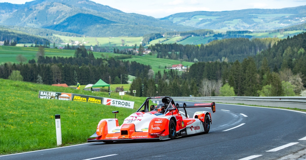 Tým Janík Motorsport a David Dědek vezou z evropské vrchařské scény ...